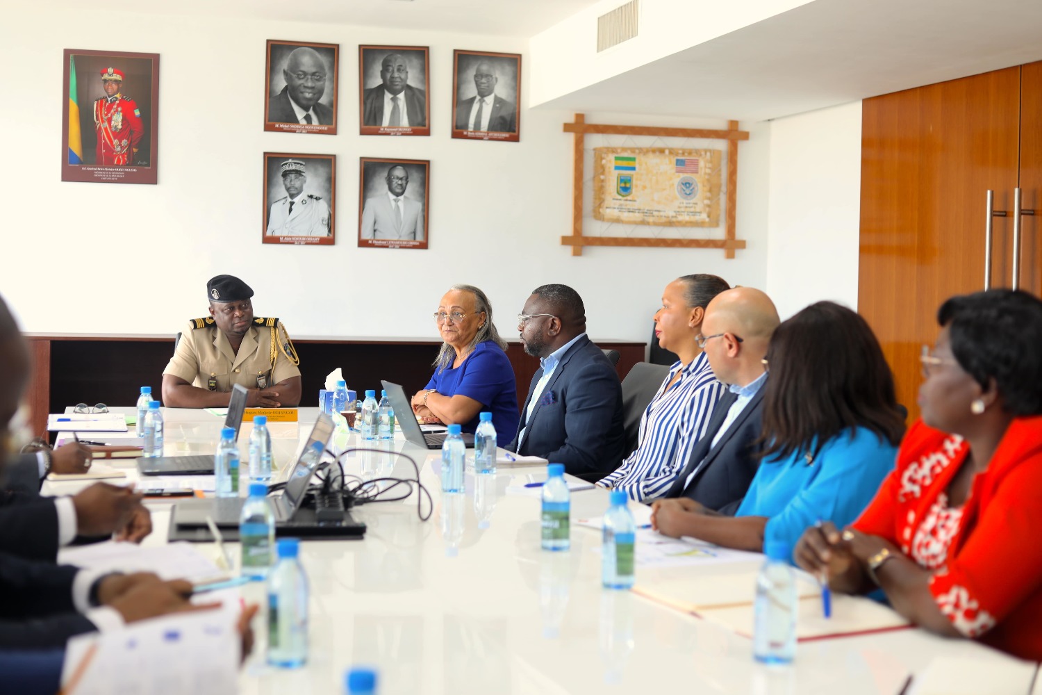 Rencontre entre le Directeur Général des Douanes et Droits Indirects et ...